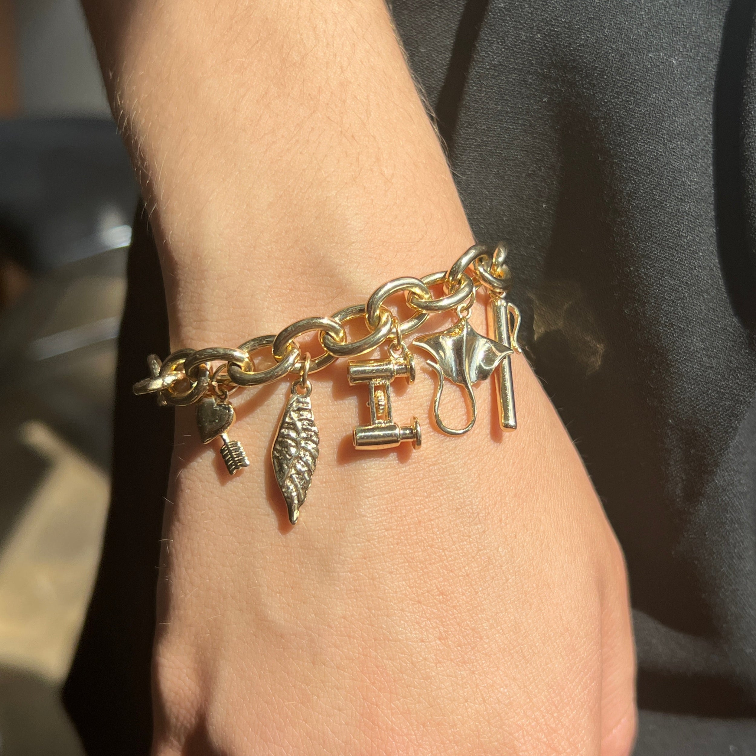 Pierced Heart 14K Gold Charm | Charmco | 14k Solid Gold Charms